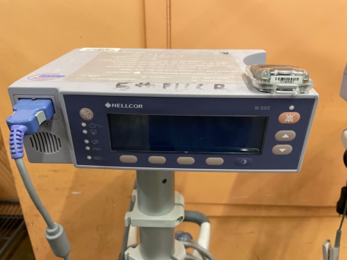 Lot of (2) Nellcor Pulse Oximeter for sale